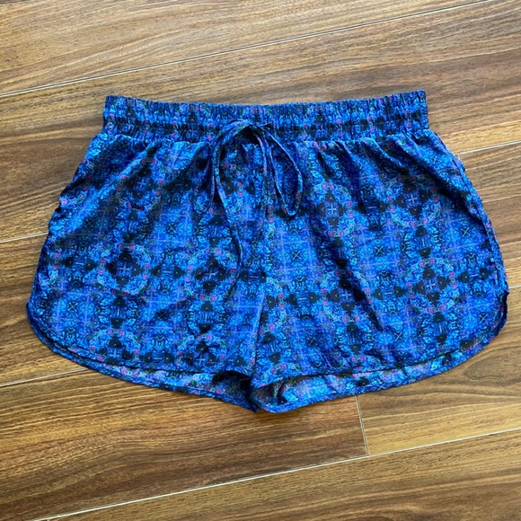 Shorts | Retro Kaleidoscope Print Dolphin Drawstring Shorts | Poshmark